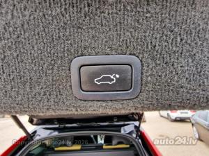 Black Volvo XC60 2009 in Tartu, with an engine capacity of 2.40 L and mileage of 227 thousand km for 8990 €, photo 24 on AUTOMOTO.COM.LV