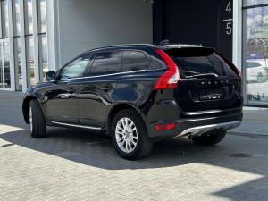 Melns Volvo XC60 2009 Viļņa, ar dzinēja tilpumu 2.40 L un nobraukumu 315 tūkst. km par 7490 €, foto 4 vietnē AUTOMOTO.COM.LV