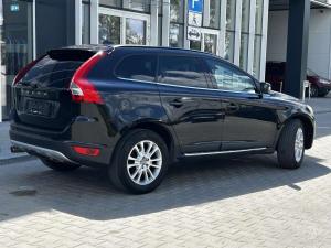 Melns Volvo XC60 2009 Viļņa, ar dzinēja tilpumu 2.40 L un nobraukumu 315 tūkst. km par 7490 €, foto 6 vietnē AUTOMOTO.COM.LV
