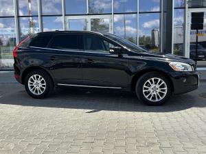 Melns Volvo XC60 2009 Viļņa, ar dzinēja tilpumu 2.40 L un nobraukumu 315 tūkst. km par 7490 €, foto 7 vietnē AUTOMOTO.COM.LV