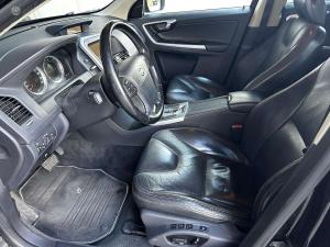 Melns Volvo XC60 2009 Viļņa, ar dzinēja tilpumu 2.40 L un nobraukumu 315 tūkst. km par 7490 €, foto 10 vietnē AUTOMOTO.COM.LV