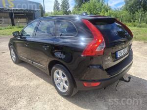 Melns Volvo XC60 2009 Rīga, ar dzinēja tilpumu 2.40 L un nobraukumu 318 tūkst. km par 7780 €, foto 4 vietnē AUTOMOTO.COM.LV