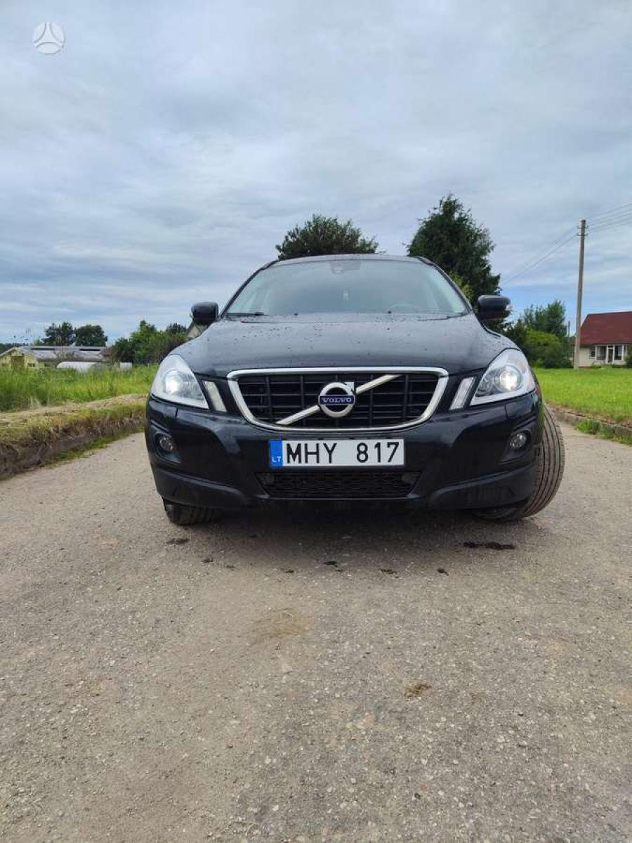 Melns Volvo XC60 2009 Kelmė, ar dzinēja tilpumu 2.40 L un nobraukumu 368 tūkst. km par 6199 €, foto 3 vietnē AUTOMOTO.COM.LV