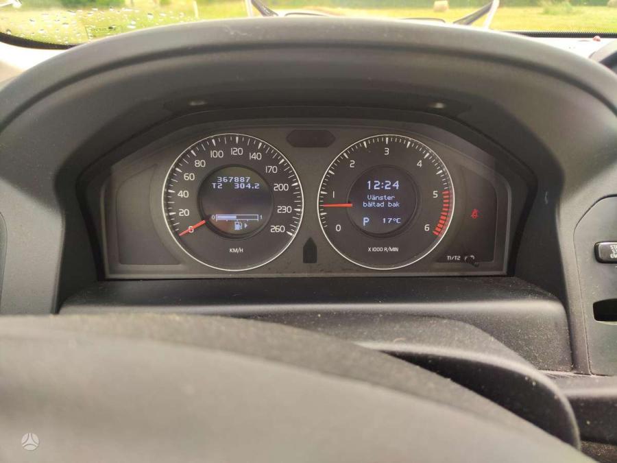 Melns Volvo XC60 2009 Kelmė, ar dzinēja tilpumu 2.40 L un nobraukumu 368 tūkst. km par 6199 €, foto 16 vietnē AUTOMOTO.COM.LV