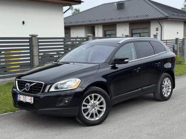 Melns Volvo XC60 2009 Jelgava, ar dzinēja tilpumu 2.40 L un nobraukumu 310 tūkst. km par 7990 €, foto 1 vietnē AUTOMOTO.COM.LV