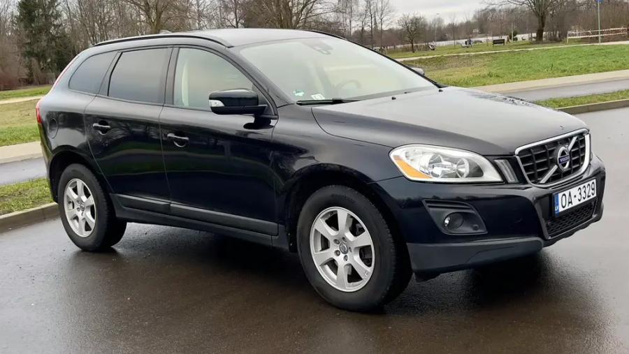 Melns Volvo XC60 2009 Rīga, ar dzinēja tilpumu 2.40 L un nobraukumu 237 tūkst. km par 8200 €, foto 1 vietnē AUTOMOTO.COM.LV