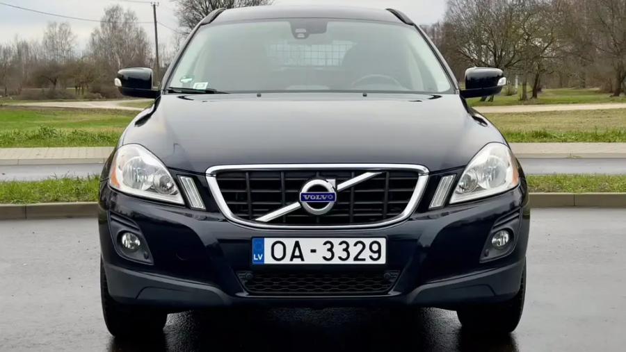 Melns Volvo XC60 2009 Rīga, ar dzinēja tilpumu 2.40 L un nobraukumu 237 tūkst. km par 8200 €, foto 4 vietnē AUTOMOTO.COM.LV