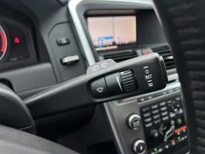 Melns Volvo XC60 2009 Rīga, ar dzinēja tilpumu 2.40 L un nobraukumu 237 tūkst. km par 8200 €, foto 13 vietnē AUTOMOTO.COM.LV