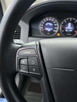Melns Volvo XC60 2009 Rīga, ar dzinēja tilpumu 2.40 L un nobraukumu 237 tūkst. km par 8200 €, foto 19 vietnē AUTOMOTO.COM.LV