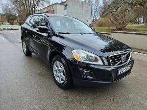Black Volvo XC60 2009 in Jekabpils, with an engine capacity of 2.40 L and mileage of 210 thousand km for 8590 €, photo 5 on AUTOMOTO.COM.LV