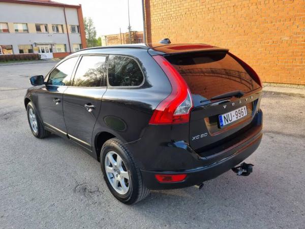 Melns Volvo XC60 2009 Jēkabpils, ar dzinēja tilpumu 2.40 L un nobraukumu 253 tūkst. km par 8900 €, foto 9 vietnē AUTOMOTO.COM.LV