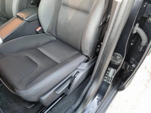 Melns Volvo XC60 2009 Jēkabpils, ar dzinēja tilpumu 2.40 L un nobraukumu 253 tūkst. km par 8900 €, foto 16 vietnē AUTOMOTO.COM.LV