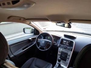 Melns Volvo XC60 2009 Jēkabpils, ar dzinēja tilpumu 2.40 L un nobraukumu 253 tūkst. km par 8900 €, foto 21 vietnē AUTOMOTO.COM.LV
