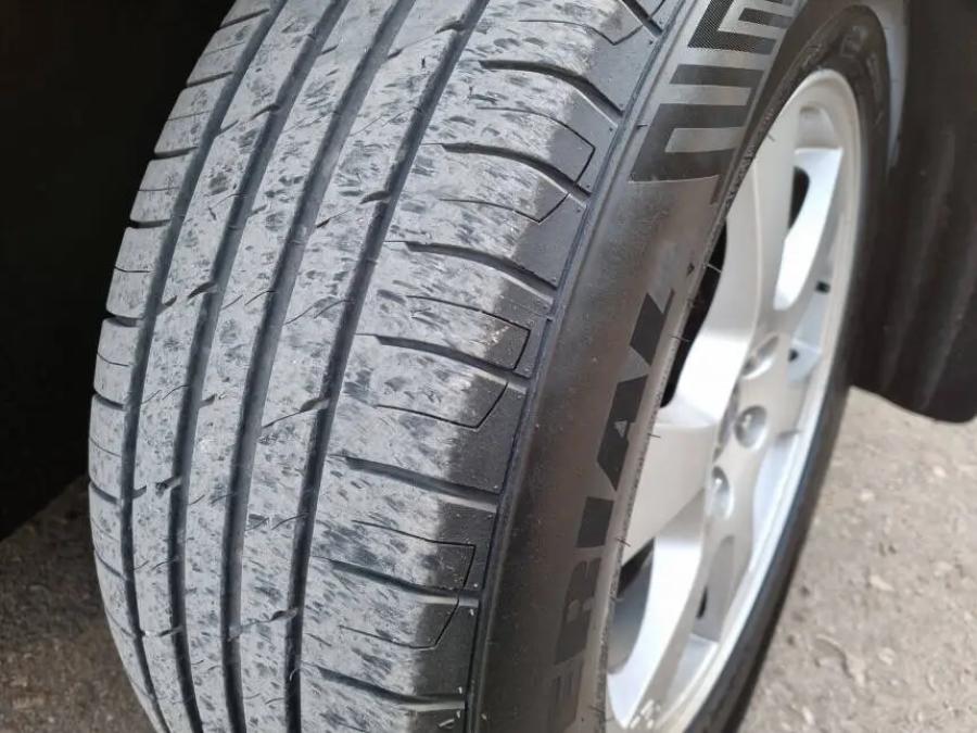 Melns Volvo XC60 2009 Jēkabpils, ar dzinēja tilpumu 2.40 L un nobraukumu 253 tūkst. km par 8900 €, foto 30 vietnē AUTOMOTO.COM.LV