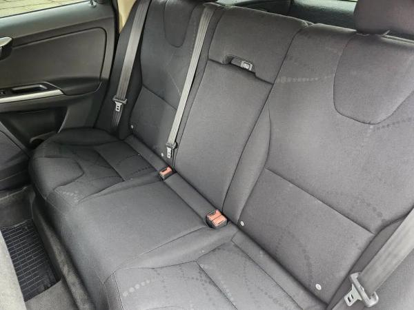 Melns Volvo XC60 2009 Jēkabpils, ar dzinēja tilpumu 2.40 L un nobraukumu 374 tūkst. km par 4990 €, foto 10 vietnē AUTOMOTO.COM.LV