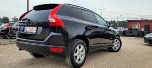 Melns Volvo XC60 2009 Rīga, ar dzinēja tilpumu 2.40 L un nobraukumu 242 tūkst. km par 9990 €, foto 9 vietnē AUTOMOTO.COM.LV