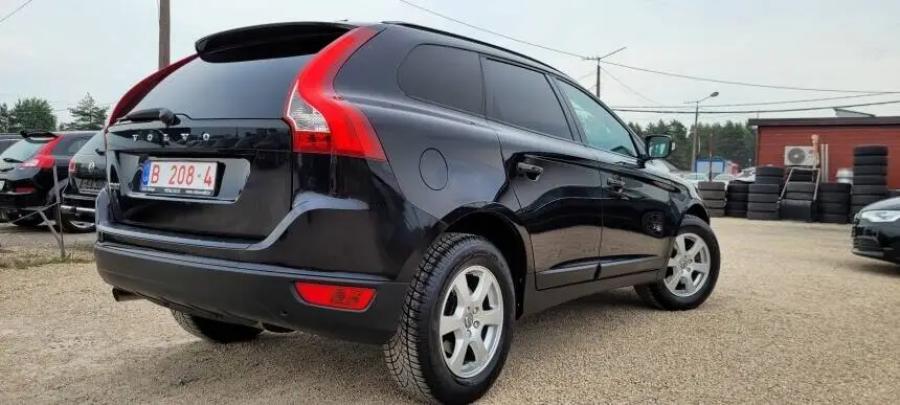 Melns Volvo XC60 2009 Rīga, ar dzinēja tilpumu 2.40 L un nobraukumu 242 tūkst. km par 9990 €, foto 9 vietnē AUTOMOTO.COM.LV