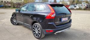 Melns Volvo XC60 2009 Rīga, ar dzinēja tilpumu 2.40 L un nobraukumu 287 tūkst. km par 9990 €, foto 4 vietnē AUTOMOTO.COM.LV