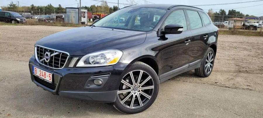 Melns Volvo XC60 2009 Rīga, ar dzinēja tilpumu 2.40 L un nobraukumu 287 tūkst. km par 9990 €, foto 7 vietnē AUTOMOTO.COM.LV