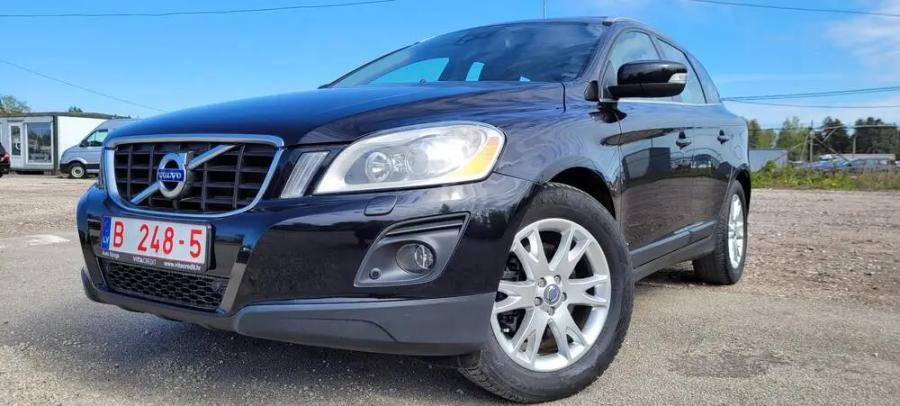 Black Volvo XC60 2009 in Riga, with an engine capacity of 2.40 L and mileage of 234 thousand km for 10200 €, photo 26 on AUTOMOTO.COM.LV