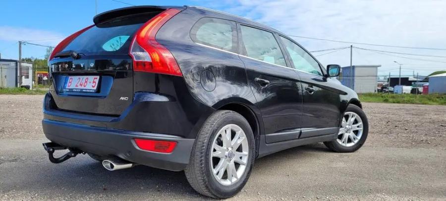 Black Volvo XC60 2009 in Riga, with an engine capacity of 2.40 L and mileage of 234 thousand km for 10200 €, photo 31 on AUTOMOTO.COM.LV