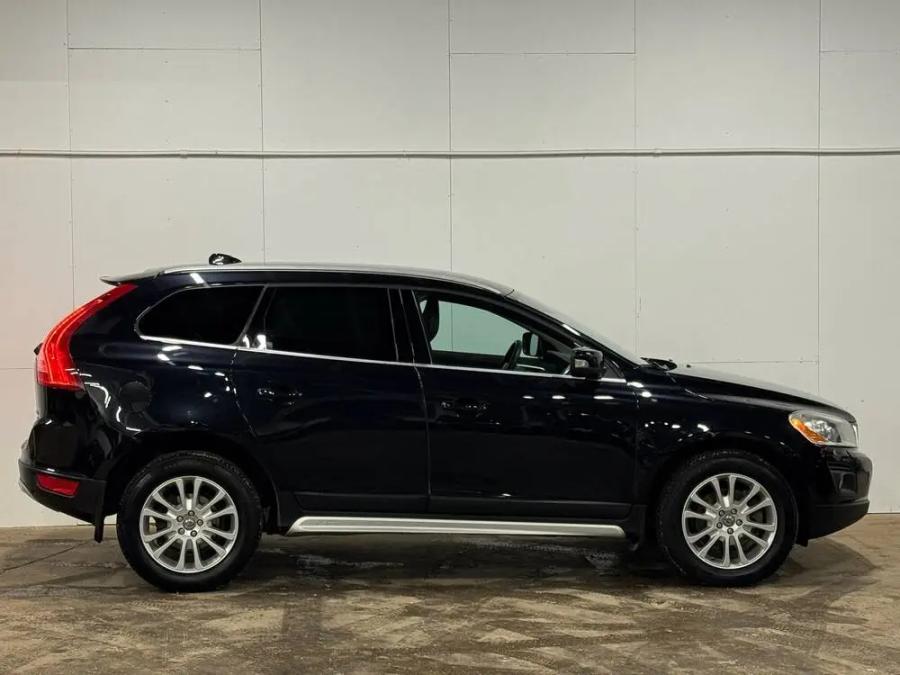 Melns Volvo XC60 2009 Jūrmala, ar dzinēja tilpumu 2.40 L un nobraukumu 378 tūkst. km par 6950 €, foto 8 vietnē AUTOMOTO.COM.LV
