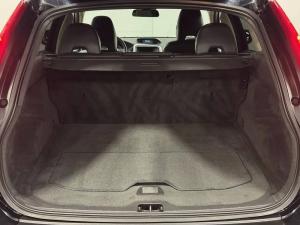 Melns Volvo XC60 2009 Jūrmala, ar dzinēja tilpumu 2.40 L un nobraukumu 378 tūkst. km par 6950 €, foto 33 vietnē AUTOMOTO.COM.LV