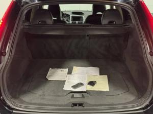 Melns Volvo XC60 2009 Jūrmala, ar dzinēja tilpumu 2.40 L un nobraukumu 378 tūkst. km par 6950 €, foto 34 vietnē AUTOMOTO.COM.LV