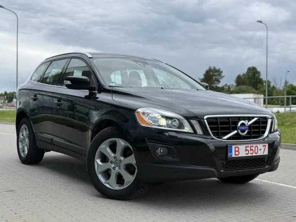 Black Volvo XC60 2009 in Rezekne, with an engine capacity of 2.40 L and mileage of 312 thousand km for 6990 €, photo 3 on AUTOMOTO.COM.LV
