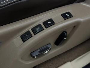Melns Volvo XC60 2009 Rēzekne, ar dzinēja tilpumu 2.40 L un nobraukumu 312 tūkst. km par 6990 €, foto 14 vietnē AUTOMOTO.COM.LV