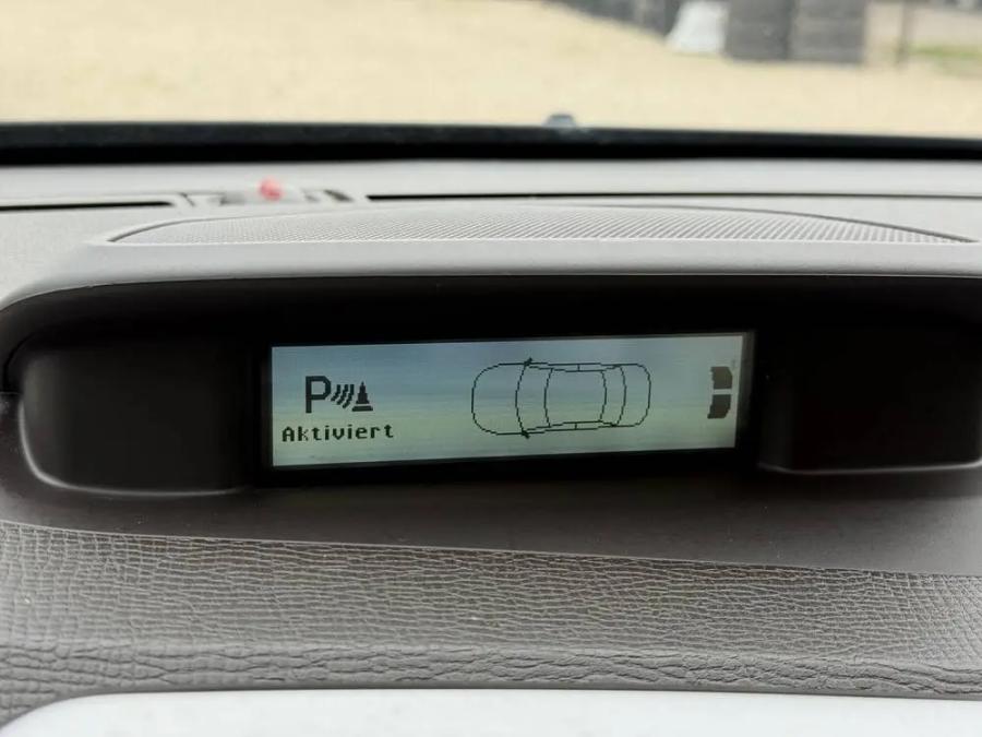 Melns Volvo XC60 2009 Rēzekne, ar dzinēja tilpumu 2.40 L un nobraukumu 312 tūkst. km par 6990 €, foto 18 vietnē AUTOMOTO.COM.LV