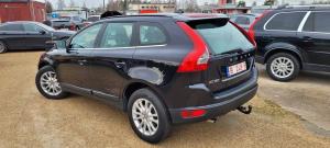 Black Volvo XC60 2009 in Riga, with an engine capacity of 2.40 L and mileage of 309 thousand km for 8990 €, photo 4 on AUTOMOTO.COM.LV