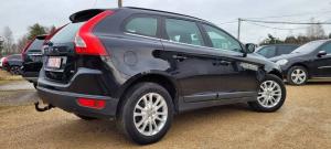 Black Volvo XC60 2009 in Riga, with an engine capacity of 2.40 L and mileage of 309 thousand km for 8990 €, photo 6 on AUTOMOTO.COM.LV