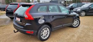 Black Volvo XC60 2009 in Riga, with an engine capacity of 2.40 L and mileage of 309 thousand km for 8990 €, photo 7 on AUTOMOTO.COM.LV