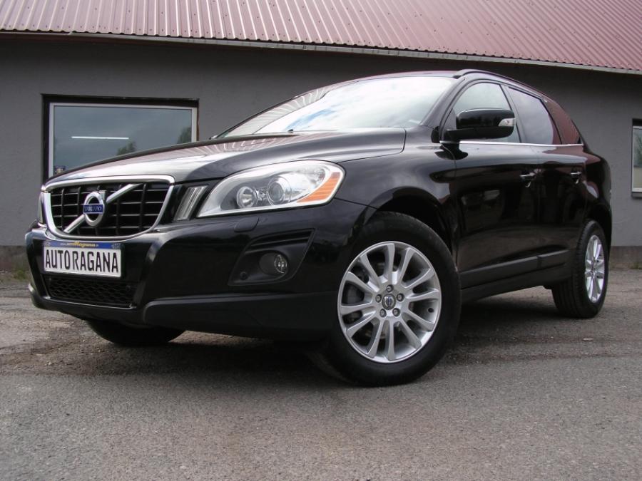 Melns Volvo XC60 2009 Rīga, ar dzinēja tilpumu 2.40 L un nobraukumu 221 tūkst. km par 9450 €, foto 10 vietnē AUTOMOTO.COM.LV
