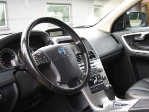 Melns Volvo XC60 2009 Rīga, ar dzinēja tilpumu 2.40 L un nobraukumu 221 tūkst. km par 9450 €, foto 20 vietnē AUTOMOTO.COM.LV
