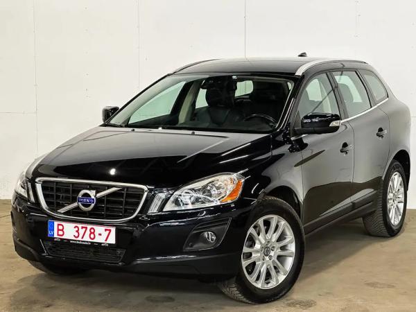 Black Volvo XC60 2009 in Jurmala, with an engine capacity of 2.40 L and mileage of 233 thousand km for 9750 €, photo 1 on AUTOMOTO.COM.LV