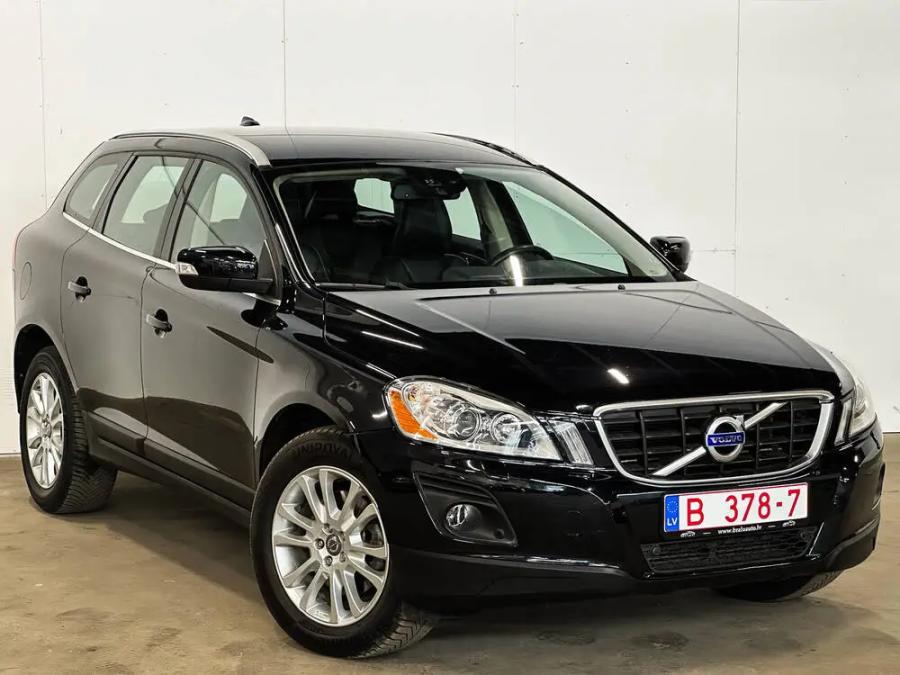 Black Volvo XC60 2009 in Jurmala, with an engine capacity of 2.40 L and mileage of 233 thousand km for 9750 €, photo 5 on AUTOMOTO.COM.LV