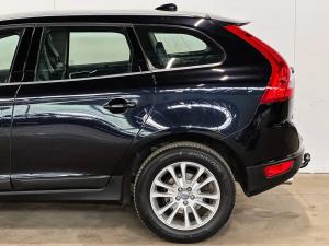 Black Volvo XC60 2009 in Jurmala, with an engine capacity of 2.40 L and mileage of 233 thousand km for 9750 €, photo 21 on AUTOMOTO.COM.LV