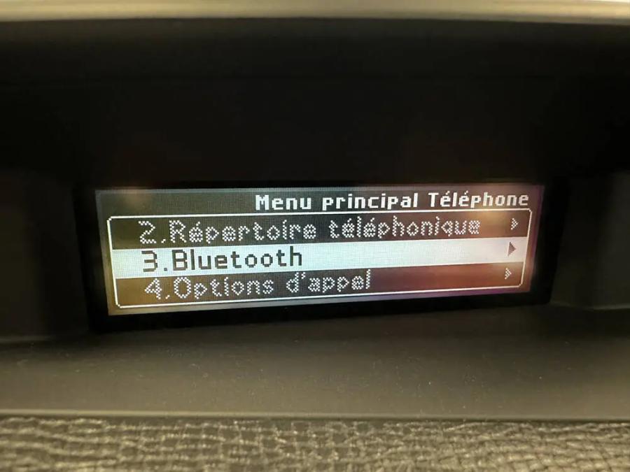 Black Volvo XC60 2009 in Jurmala, with an engine capacity of 2.40 L and mileage of 233 thousand km for 9750 €, photo 44 on AUTOMOTO.COM.LV