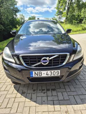 Black Volvo XC60 2009 in Kraslava, with an engine capacity of 2.40 L and mileage of 324 thousand km for 5500 €, photo  on AUTOMOTO.COM.LV