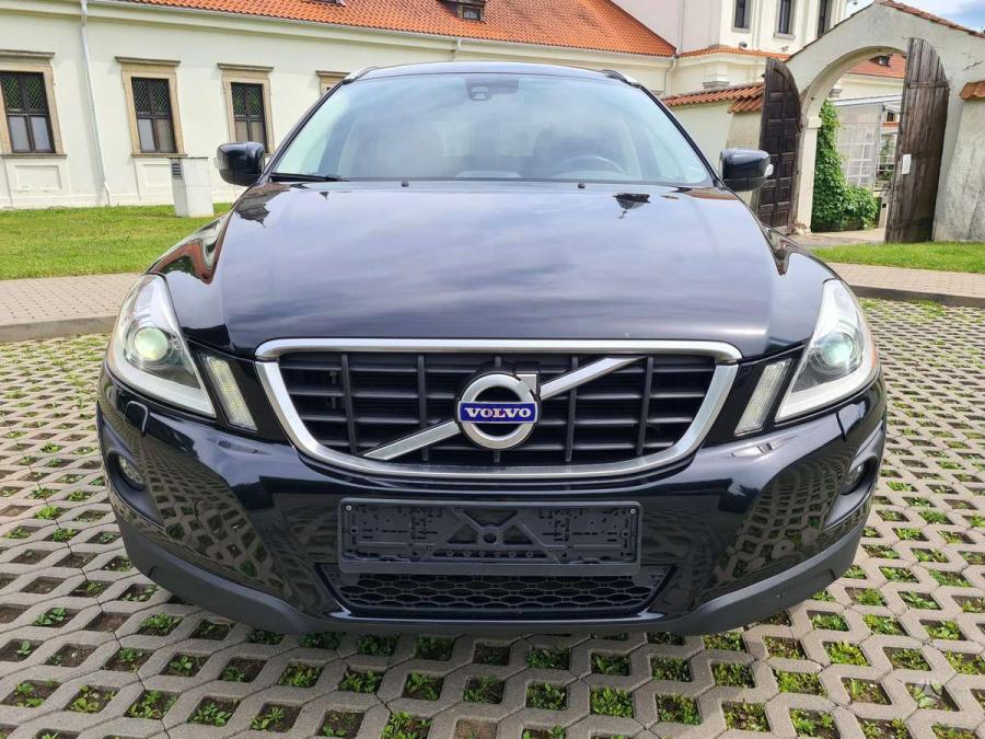 Melns Volvo XC60 2009 Kauņa, ar dzinēja tilpumu 2.40 L un nobraukumu 240 tūkst. km par 8350 €, foto 8 vietnē AUTOMOTO.COM.LV