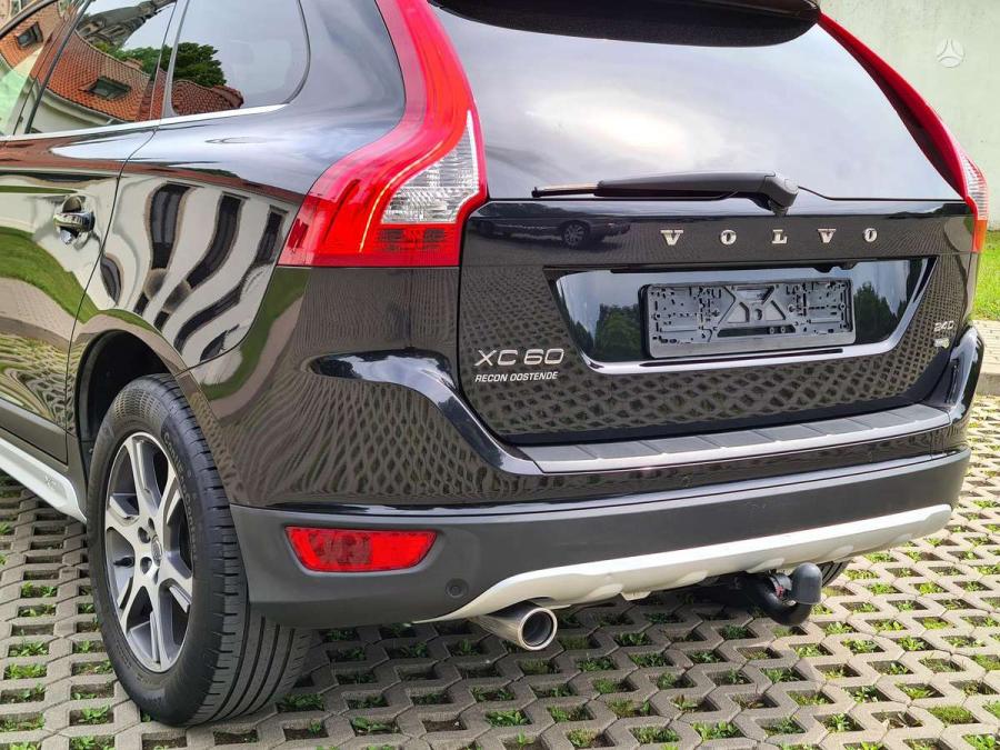 Melns Volvo XC60 2009 Kauņa, ar dzinēja tilpumu 2.40 L un nobraukumu 240 tūkst. km par 8350 €, foto 12 vietnē AUTOMOTO.COM.LV