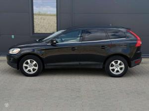 Black Volvo XC60 2009 in Vilnius, with an engine capacity of 2.40 L and mileage of 296 thousand km for 4900 €, photo 25 on AUTOMOTO.COM.LV
