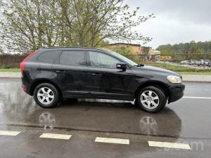 Black Volvo XC60 2009 in Riga, with an engine capacity of 2.40 L and mileage of 315 thousand km for 6549 €, photo 4 on AUTOMOTO.COM.LV