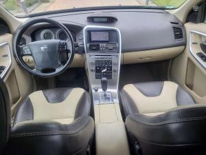 Melns Volvo XC60 2009 Viļņa, ar dzinēja tilpumu 2.40 L un nobraukumu 267 tūkst. km par 6888 €, foto 15 vietnē AUTOMOTO.COM.LV