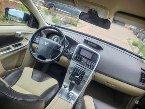Melns Volvo XC60 2009 Viļņa, ar dzinēja tilpumu 2.40 L un nobraukumu 267 tūkst. km par 6888 €, foto 16 vietnē AUTOMOTO.COM.LV