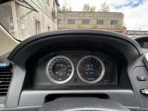 Melns Volvo XC60 2009 Daugavpils, ar dzinēja tilpumu 2.40 L un nobraukumu 0 tūkst. km par 7500 €, foto 15 vietnē AUTOMOTO.COM.LV