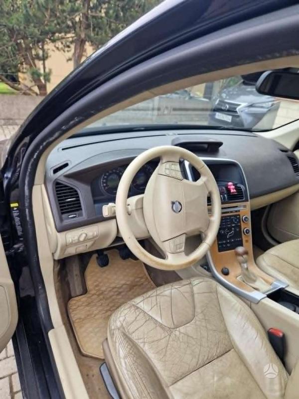 Melns Volvo XC60 2009 Kauņa, ar dzinēja tilpumu 2.40 L un nobraukumu 400 tūkst. km par 5500 €, foto 6 vietnē AUTOMOTO.COM.LV