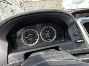 Черный Вольво ХС60 2009 в Даугавпилс, объемом двигателя 2.40 л и пробегом 240 тыс. км за 8400 €, фото 13 на AUTOMOTO.COM.LV